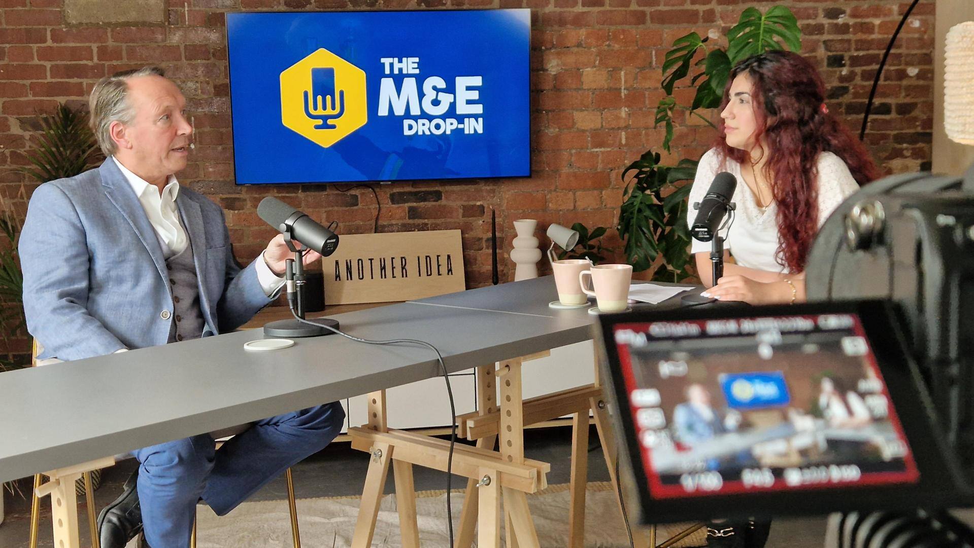 Top 7 Construction Podcasts You Should Listen To in 2024 - MIDFIX